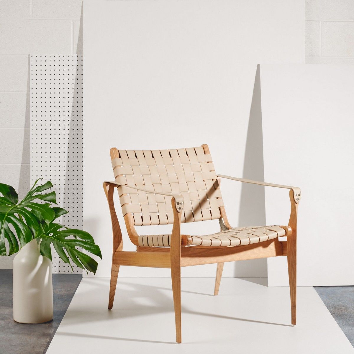 Dilan safari chair store