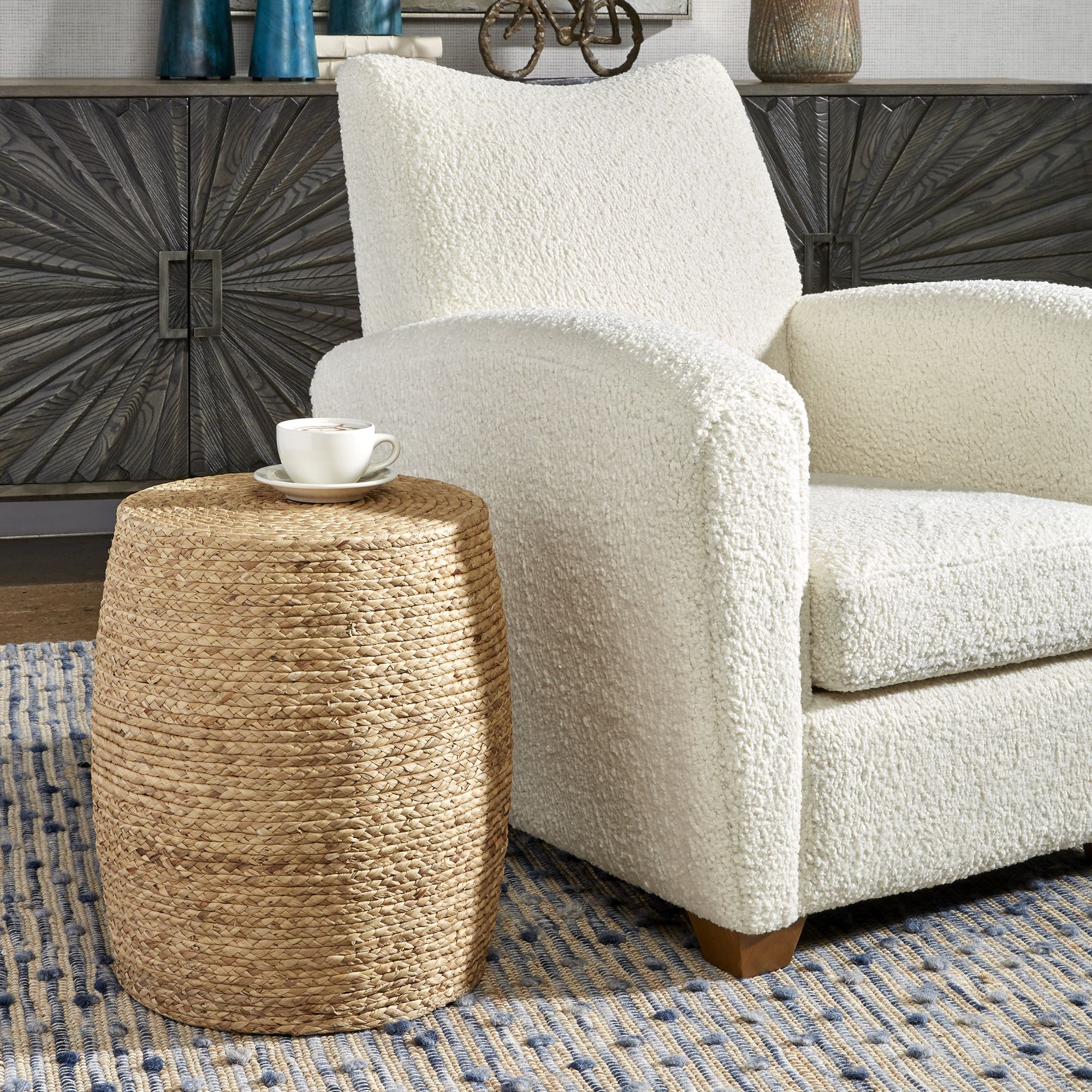 Straw stool store